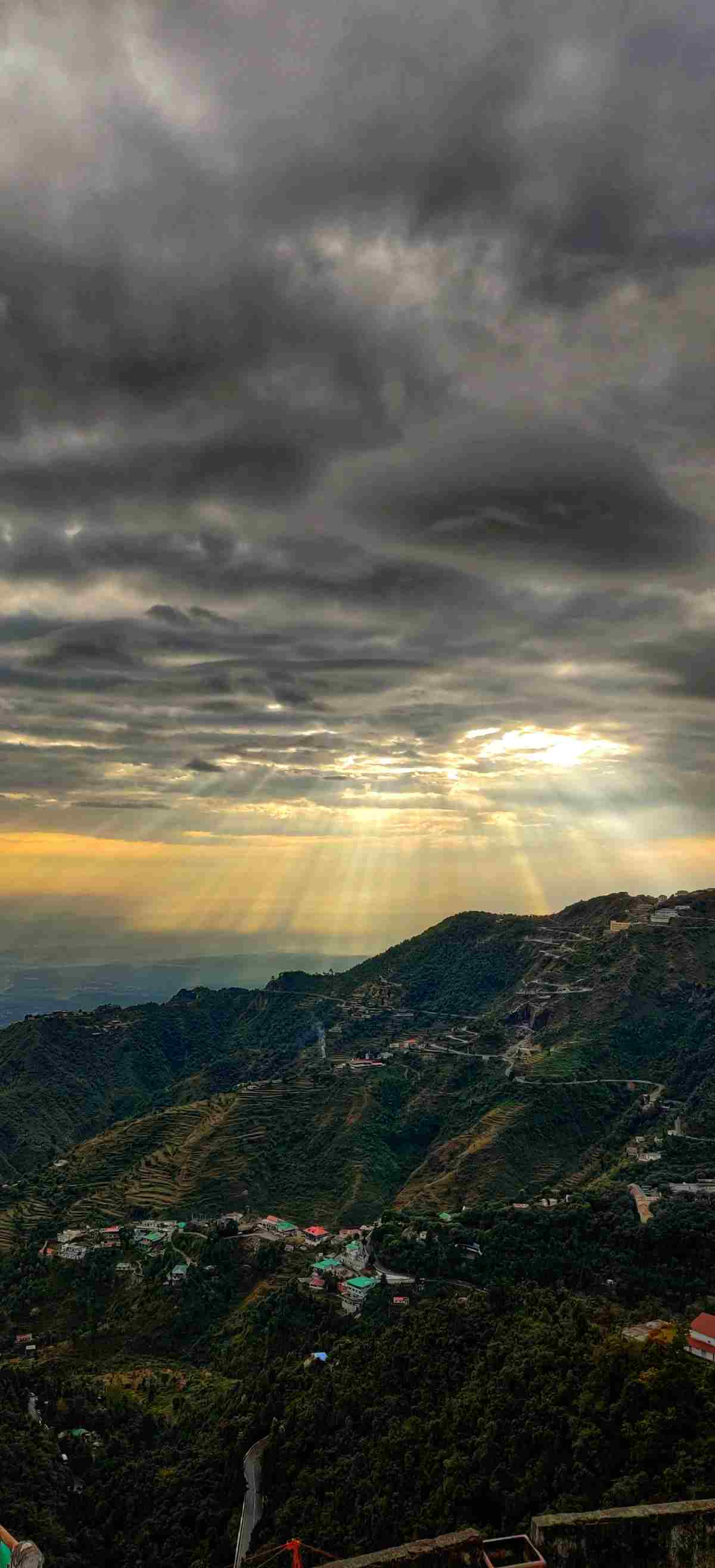 Mussoorie Travel Guide - Unstumbled