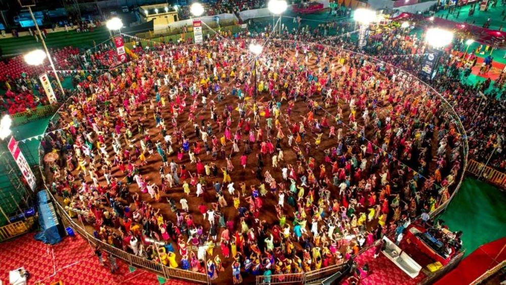 Best Places to Play Garba in Gujarat 2025: Where to Dance, Eat
