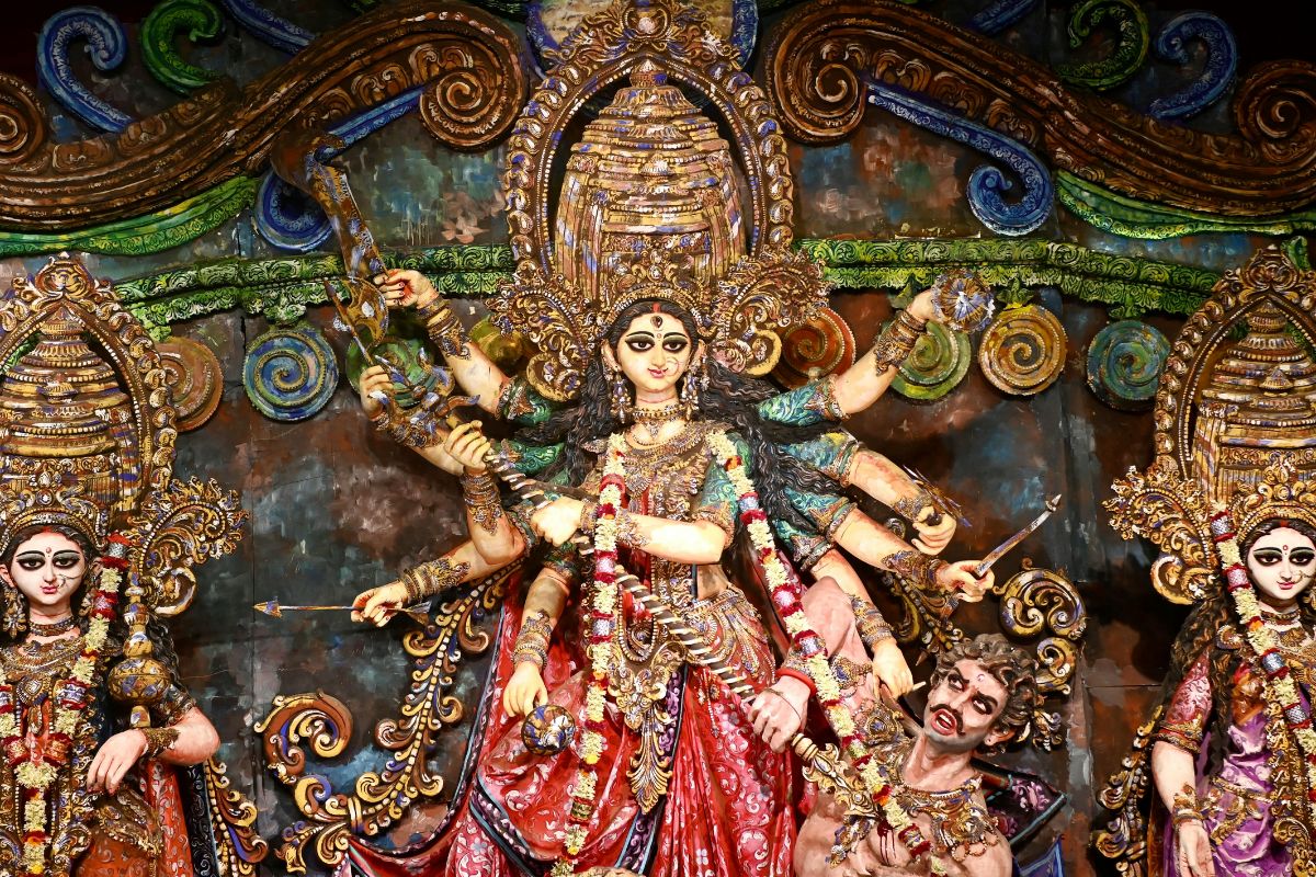 Mahalaya 2025 Date, Time & Significance: Countdown To Durga Puja - Unstumbled