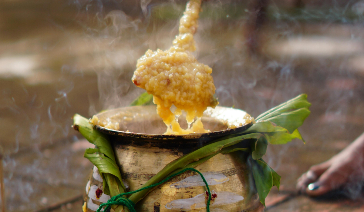 From Tilgul To Puran Poli: 5 Traditional Delicacies To Relish This ...