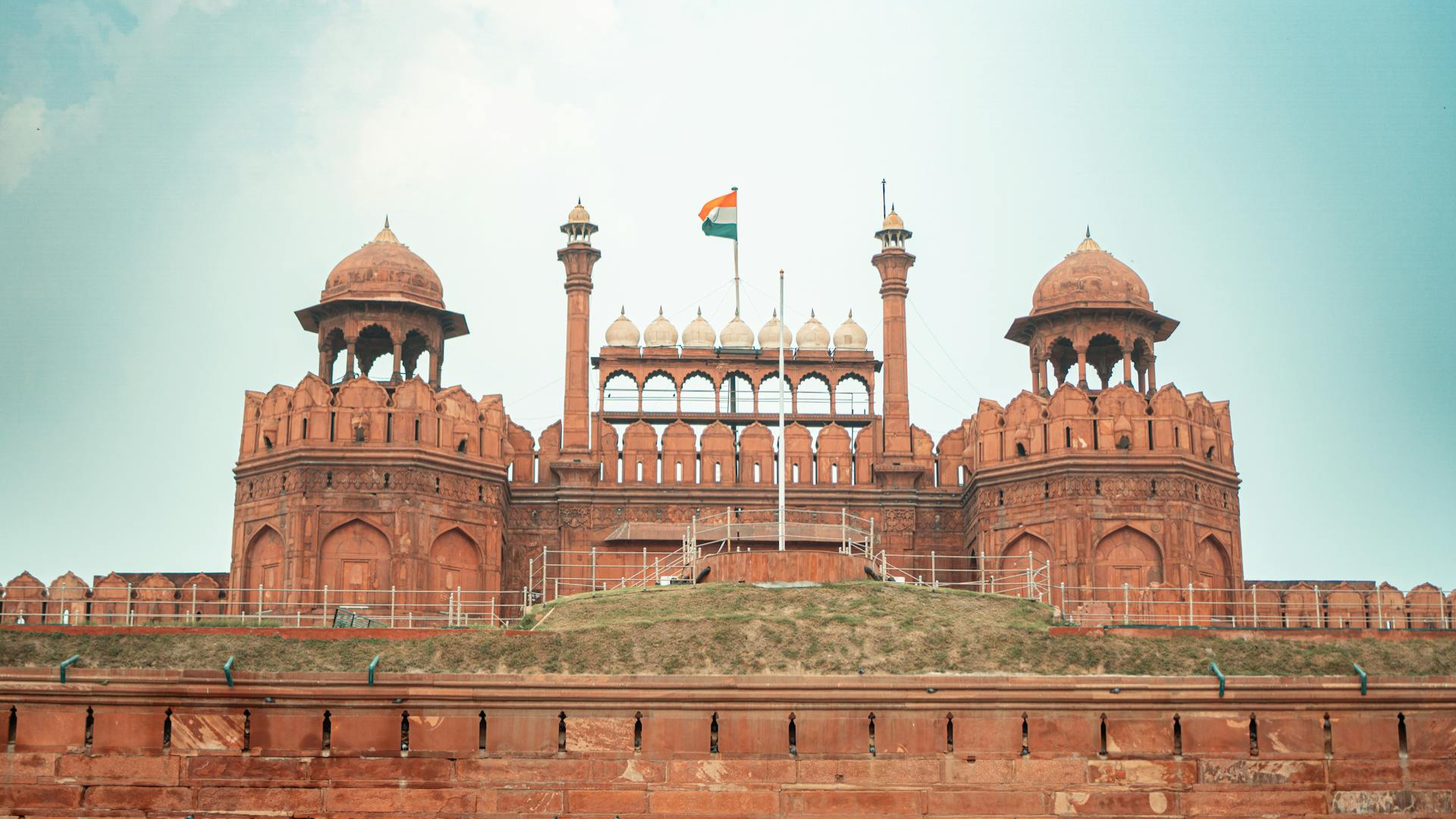 How To Visit Red Fort: Ticket Cost, Timings & Best Routes - unstumbled